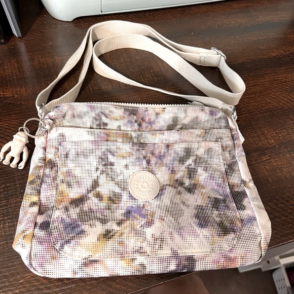 Kipling | Bags | Kipling Alvar Printed Crossbody Bag | Poshmark